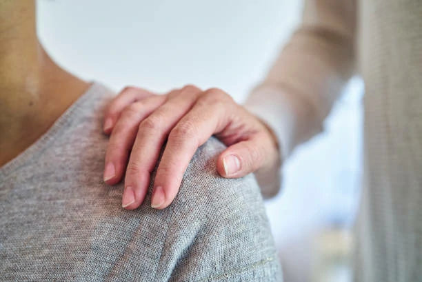 How to Exercise Your Ring Finger – FitBeast