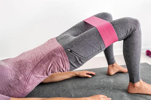 Which is better, hip ring or elastic band? – FitBeast